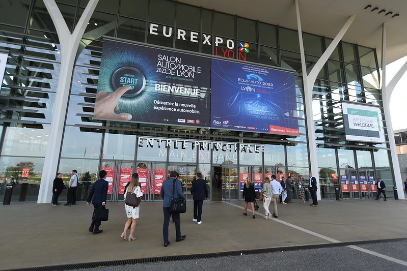 Fiev - Équiper le futur de l'automotive